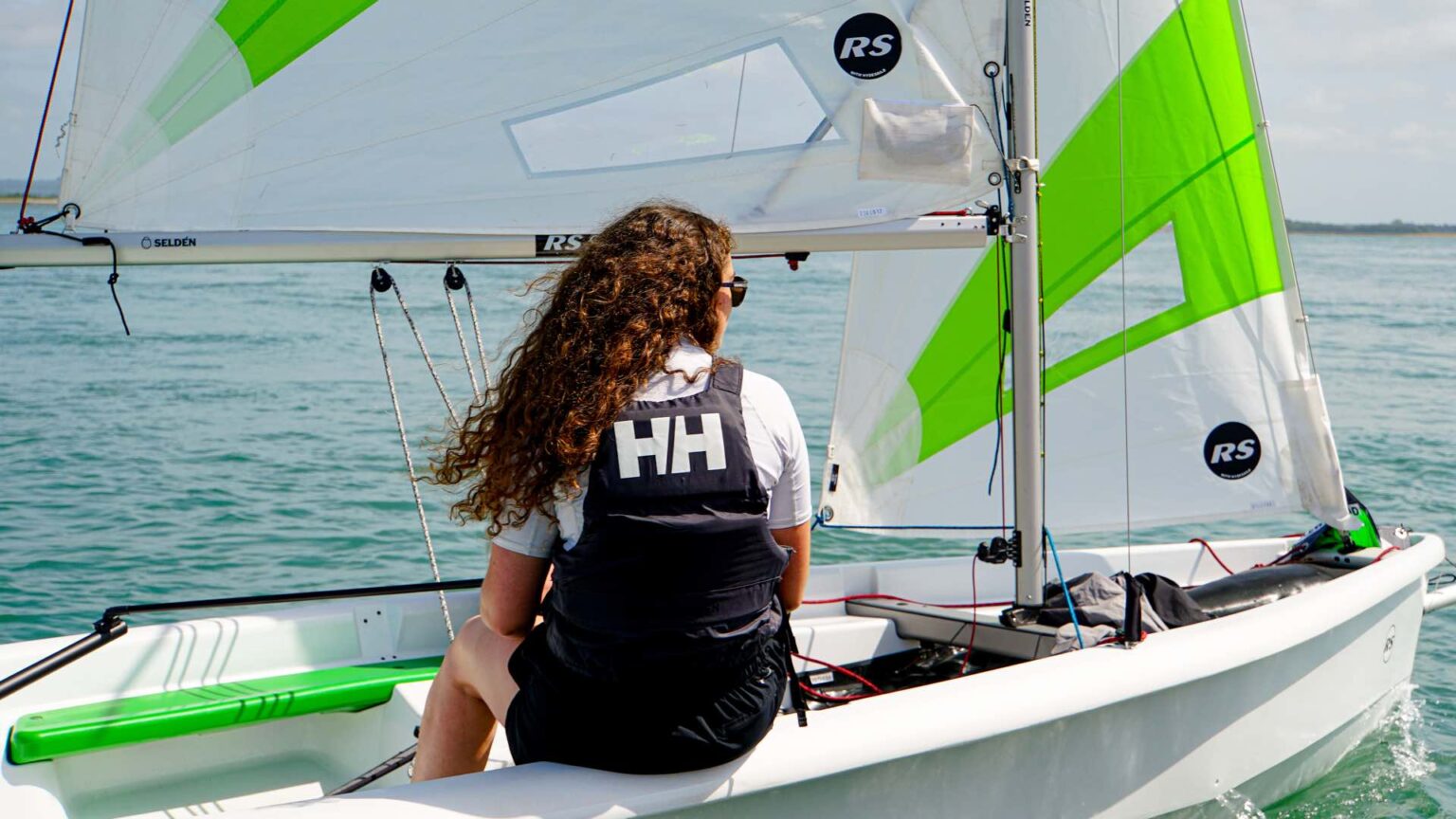 RS Quest Segeljolle: top Segeleigenschaften, für Einsteiger ...